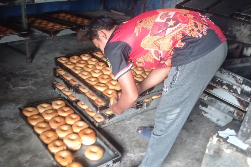 Geliat UMKM roti di Lebak - ANTARA News Banten