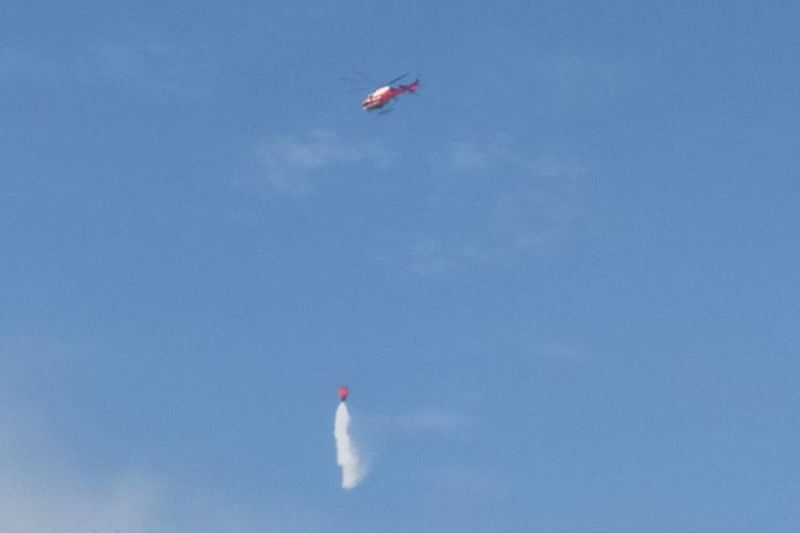 Helikopter BNPB bantu pemadaman kebakaran di TPA Suwung-Bali - ANTARA News