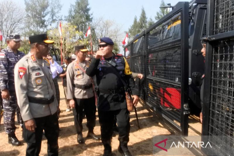 Polda NTT gelar pasukan operasi mantap brata pengamanan Pemilu 2024 - ANTARA News