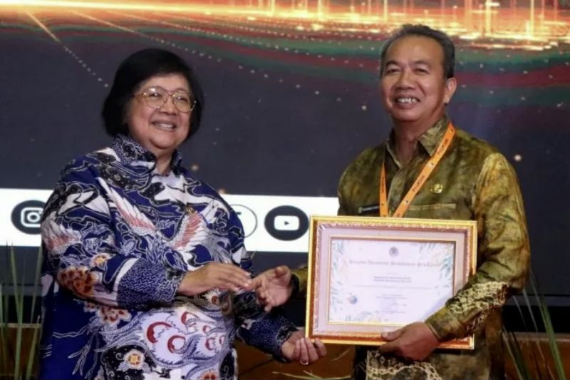 Kementerian LHK beri penghargaan Proklim kepada Tapin Kalsel - ANTARA News