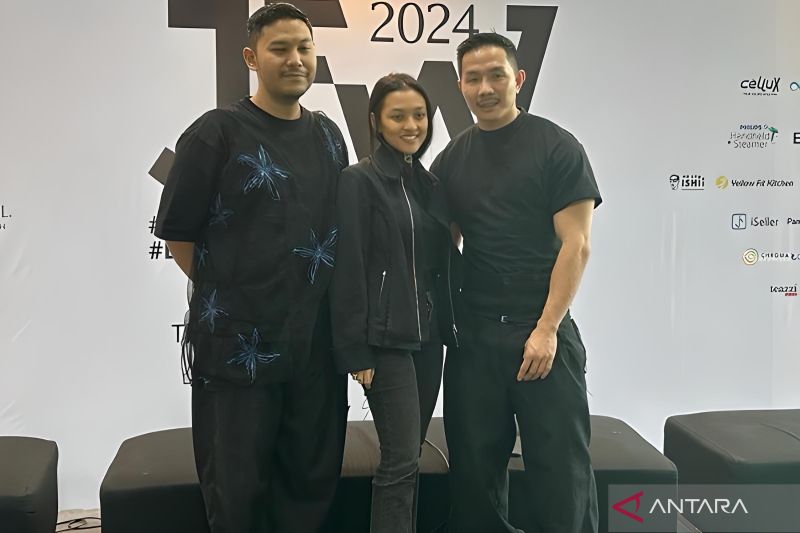 "The Artistry" Hian Tjen dan Mahija jadi tema acara puncak JFW 2024 ...