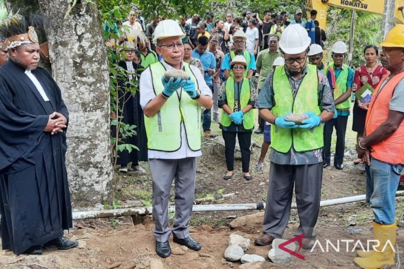 Pemkab Wondama upayakan Situs Aitumeiri jadi cagar budaya nasional ...