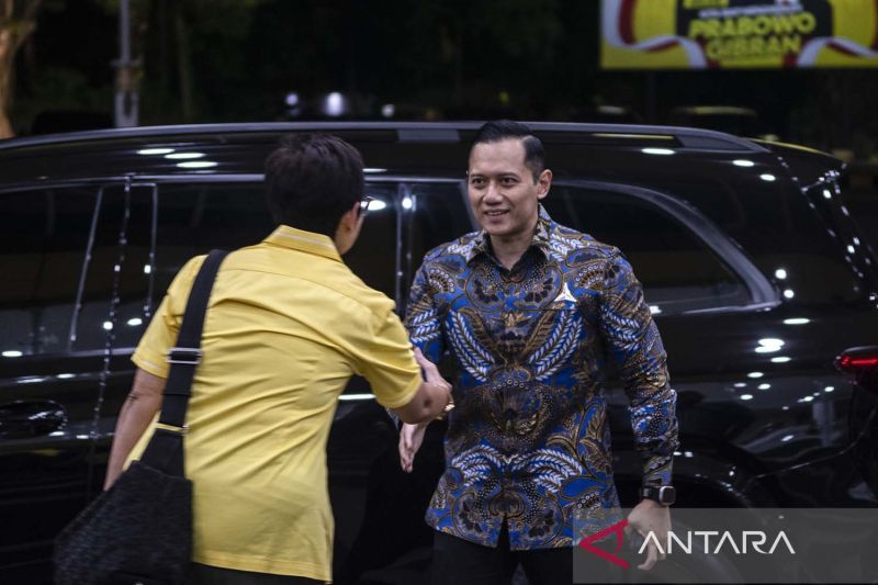 Rapat perdana tim kampanye nasional Prabowo-Gibran - ANTARA News