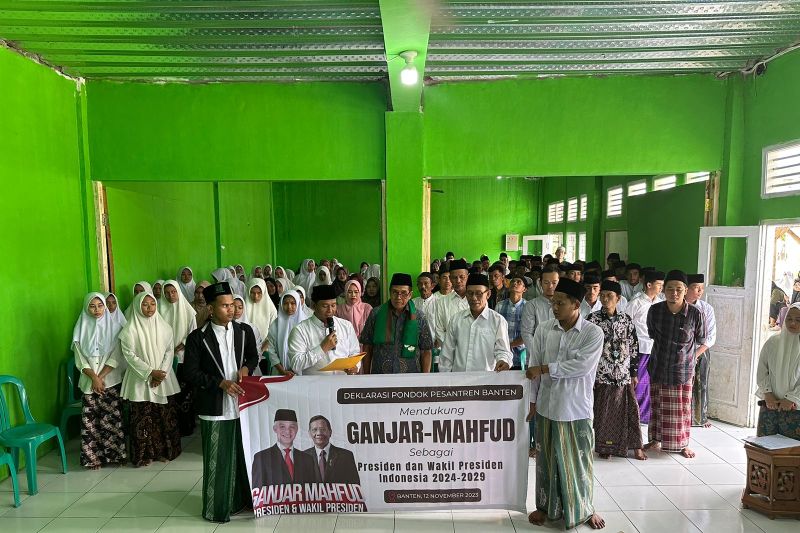 Ponpes di Banten deklarasi dukung Ganjar-Mahfud di Pilpres 2024 - ANTARA News