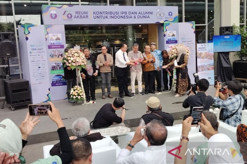 Alumni IPB gelar Reuni Akbar di SICC libatkan 10 ribu peserta - ANTARA News