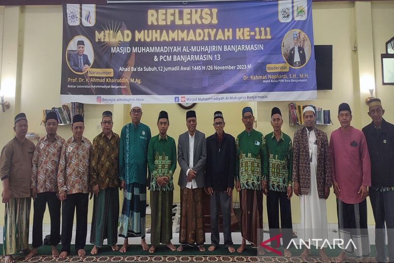 Pengurus Masjid Al Muhajirin gelar refleksi milad Muhammadiyah ke-111 - ANTARA News Kalimantan ...