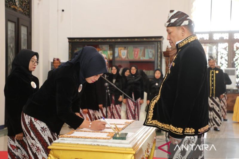 Bupati Sampang mutasi ASN Dispendukcapil jelang akhir jabatan - ANTARA News