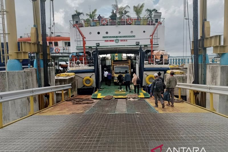 Tiga kapal layani pemudik di pelabuhan Tanjung Ru Belitung - ANTARA News Bangka Belitung