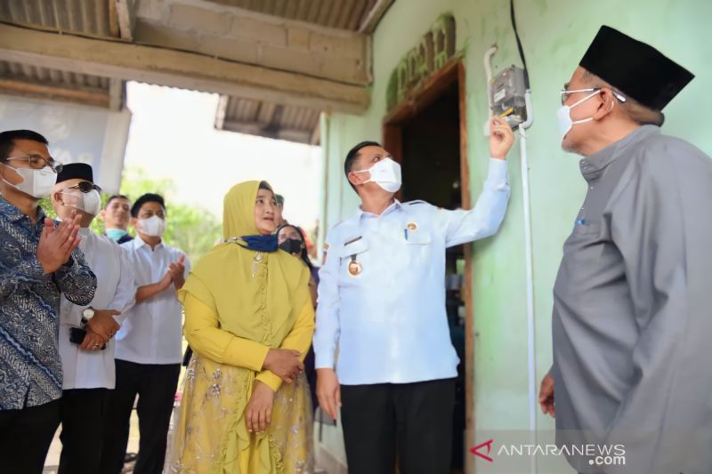 9.507 rumah tangga di Kepri dapat sambungan listrik gratis - ANTARA News
