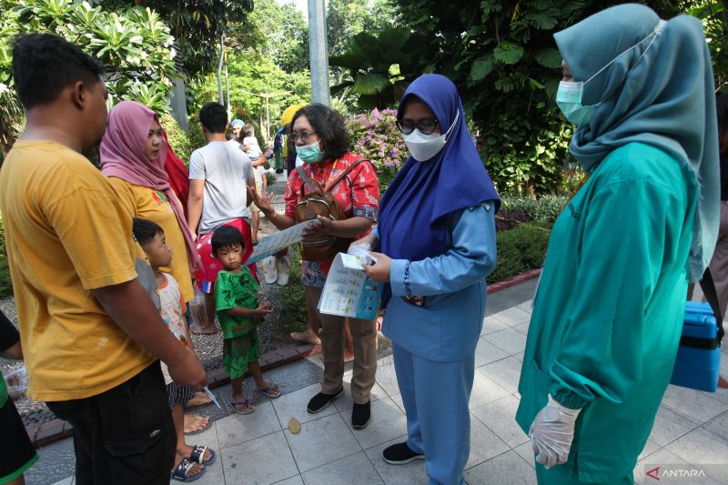 Media sosial sarana yang lebih mudah untuk sosialisasi imunisasi ...