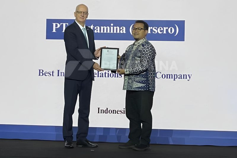 Pertamina meraih penghargaan internasional The Global Economic Awards ...