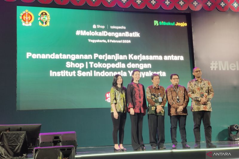 TikTok Shop dan Tokopedia dukung pertumbuhan pengusaha batik lokal ...