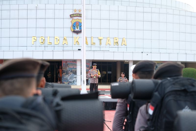 Polda Kaltara Gelar Pasukan Pemberangkatan Personel BKO Pengamanan Pemilu 2024 - ANTARA News Kaltara