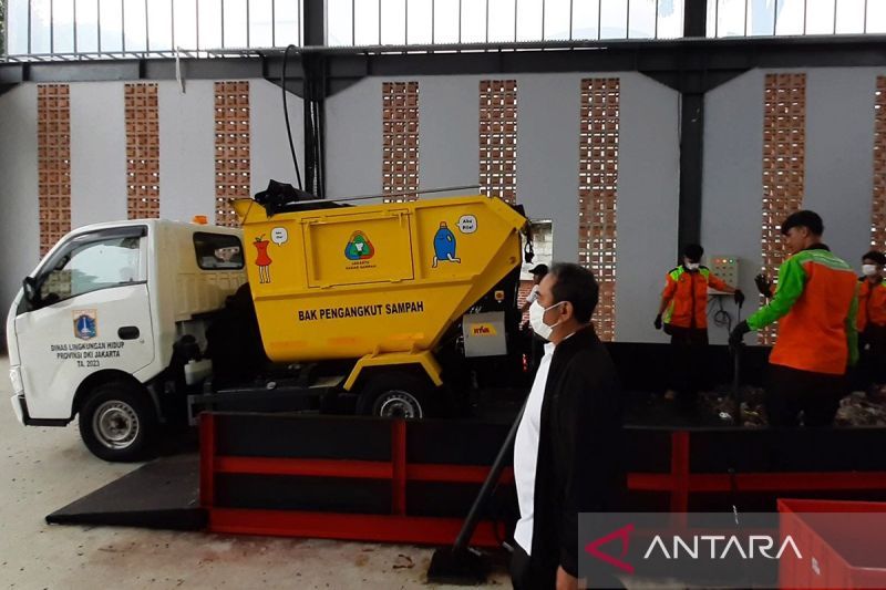 Pemkot Jakpus ajak warga kelola sampah dari rumah - ANTARA News