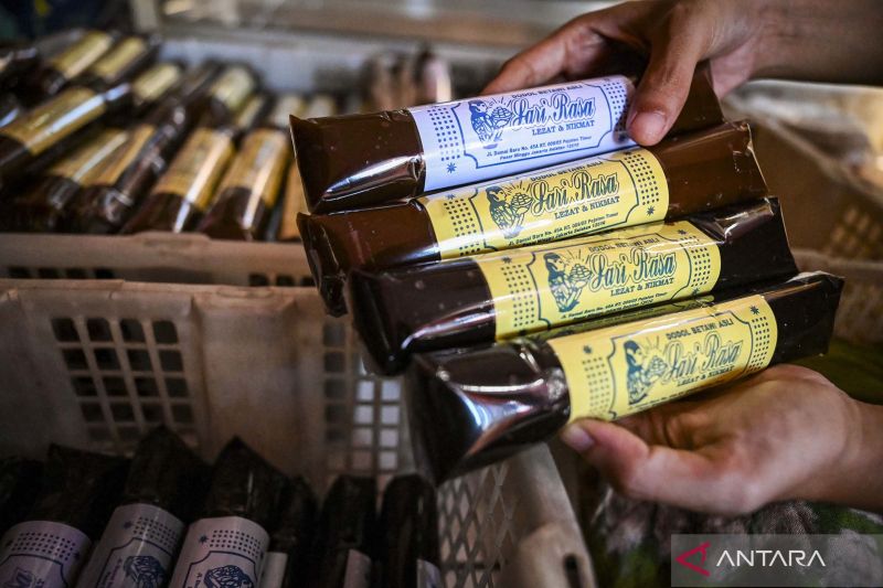 Produksi dodol khas Betawi saat Ramadhan - ANTARA News