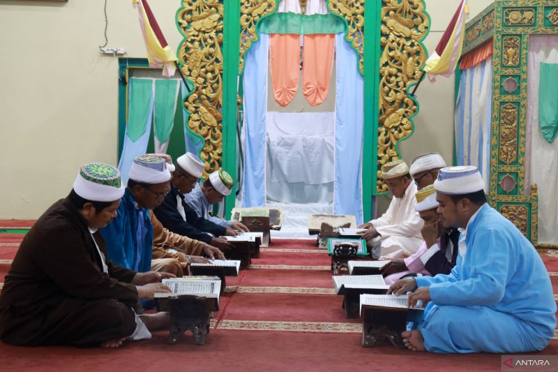 Doa setelah membaca Surat Al-Mulk lengkap: Arab, latin dan terjemahan ...