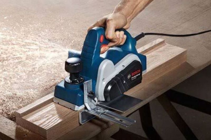 Berkreasi dengan kayu, 3 konten kreator berbagi pengalaman pakai mesin ...