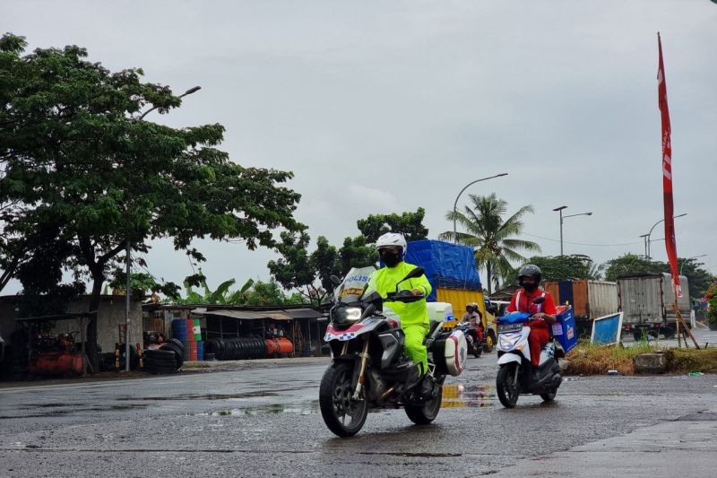 Pertamina terjunkan motoris hingga tim SPBU di jalur contraflow KM 57 ...