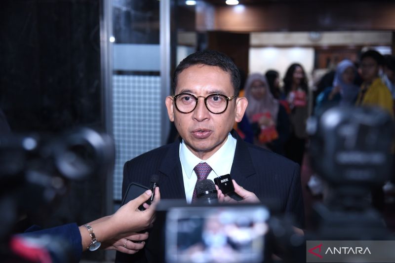 Prabowo tunjuk Fadli Zon jadi Menteri Kebudayaan didampingi Giring - ANTARA News Ambon, Maluku