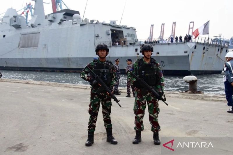 Kapal perang FREMM Bretagne D655 sandar di Jakarta sampai 24 Mei 2024 ...