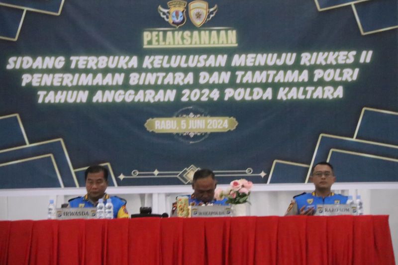 Wakapolda Kaltara pimpin Sidang Kelulusan Sementara Bintara dan Tamtama menuju Rikkestahap I ...