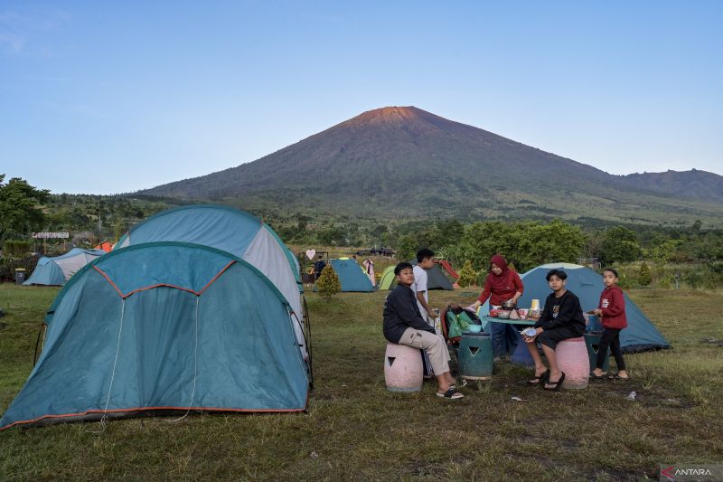 Daftar harga sewa peralatan camping lengkap - ANTARA News