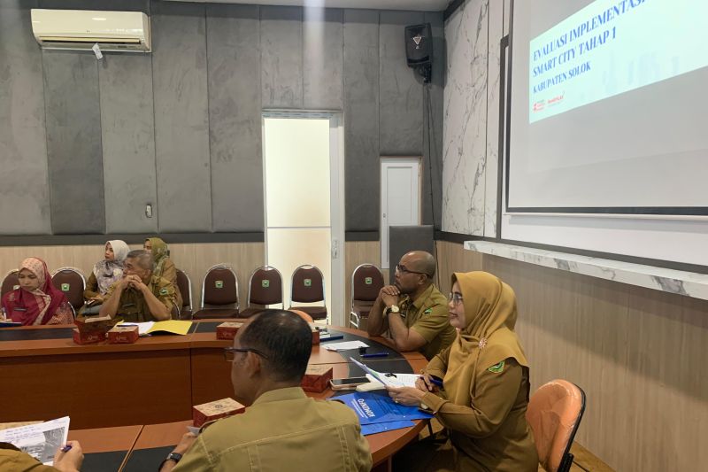 Pemkab Solok Sumbar evaluasi implementasi Smart City Tahap I 2024 ...