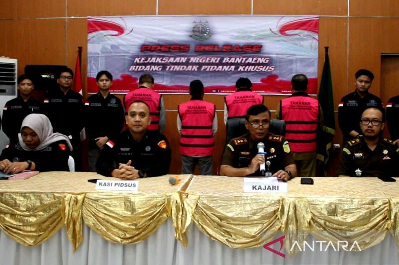 Tiga Pimpinan DPRD Bantaeng ditetapkan tersangka kasus korupsi - ANTARA News