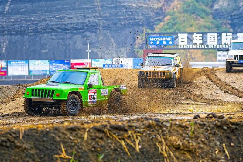 Lahan bekas tambang diubah jadi arena balap di Liaoning, China - ANTARA ...