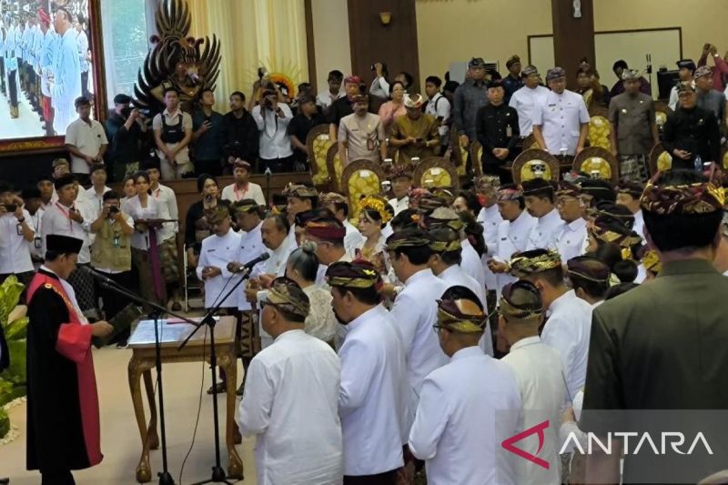 55 Anggota DPRD Bali masa jabatan 2024-2029 dilantik - ANTARA News Bali