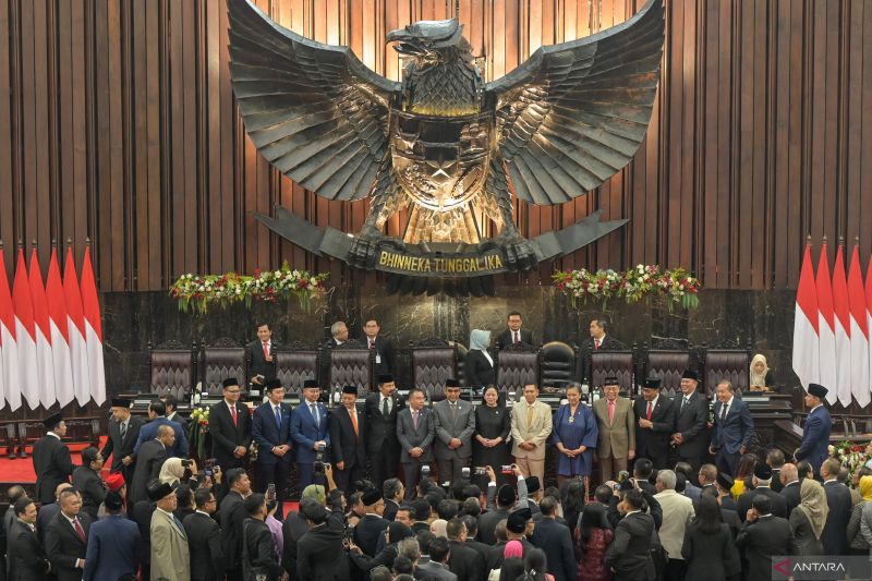 Tugas dan wewenang Majelis Permusyawaratan Rakyat (MPR) - ANTARA News