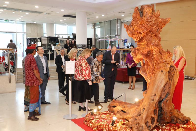 Indonesia-Yunani rayakan persahabatan melalui kolaborasi seniman ...