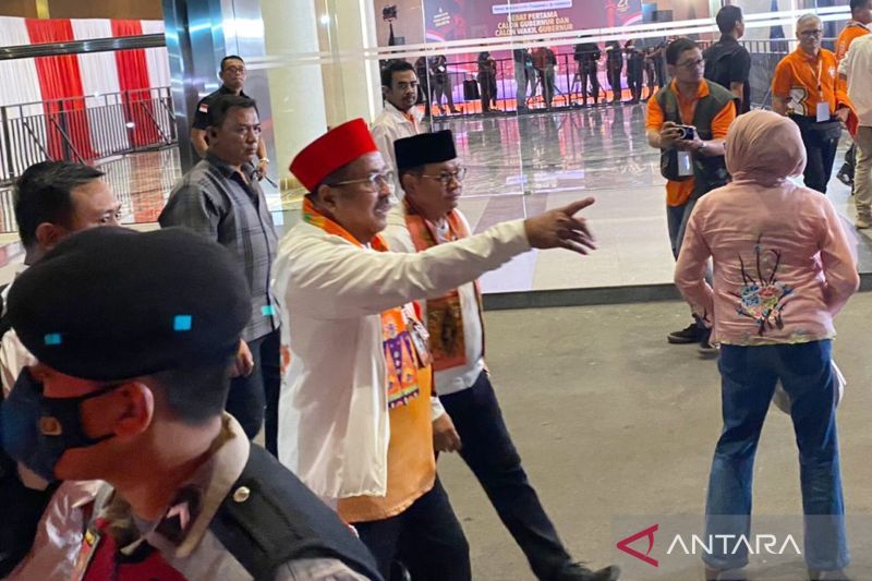 Tiga paslon sudah hadir di debat pertama Pilkada Jakarta 2024 - ANTARA News