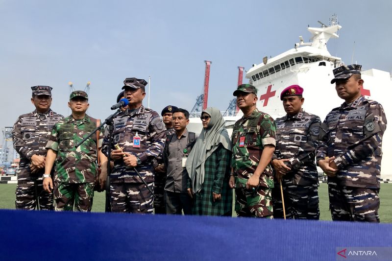 Navy sends off KRI WSH-991 goodwill mission to four Pacific countries ...