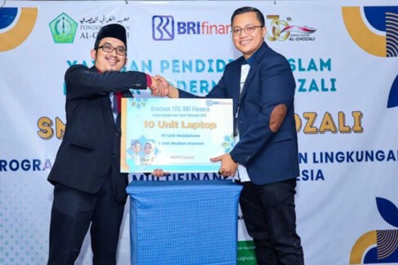 Sambut Hari Santri Nasional, BRI Finance Dukung Pendidikan Pesantren Dengan Literasi Keuangan ...