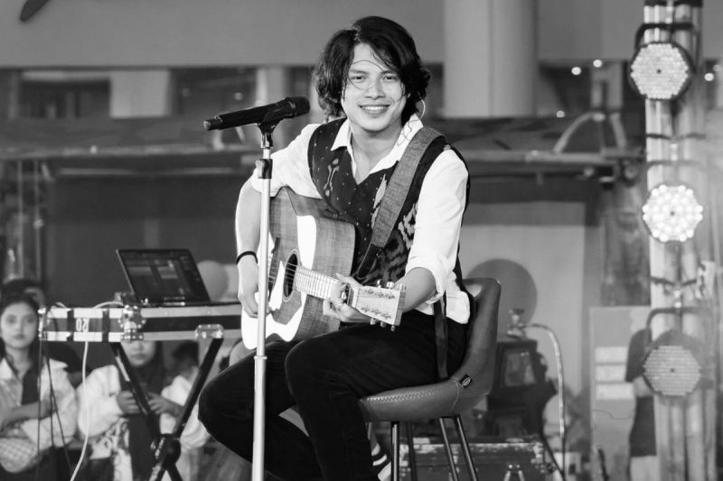 Lirik lagu "Mengapa" dari Rony Parulian jebolan Indonesian Idol ...