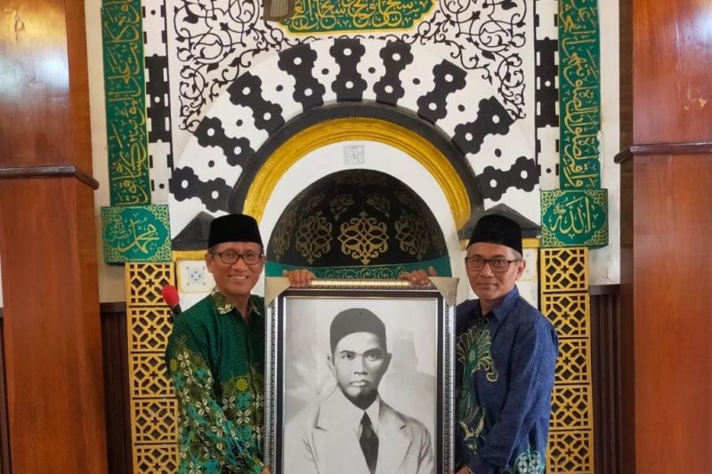 KH Mas Mansur, Pahlawan Nasional dari Muhammadiyah yang karib KH Wahab ...