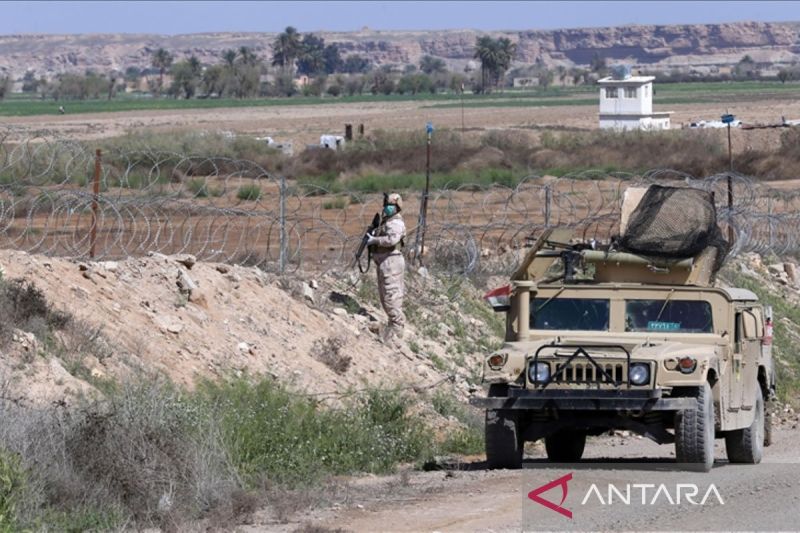 Irak tutup perbatasan dengan Suriah pasca jatuhnya rezim Assad - ANTARA ...