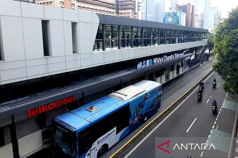 Transjakarta tunda perpanjang waktu operasional layanan di 4 terminal ...