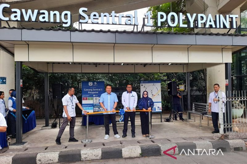 Transjakarta resmikan Halte Cawang Sentral 1 Polypaint - ANTARA News