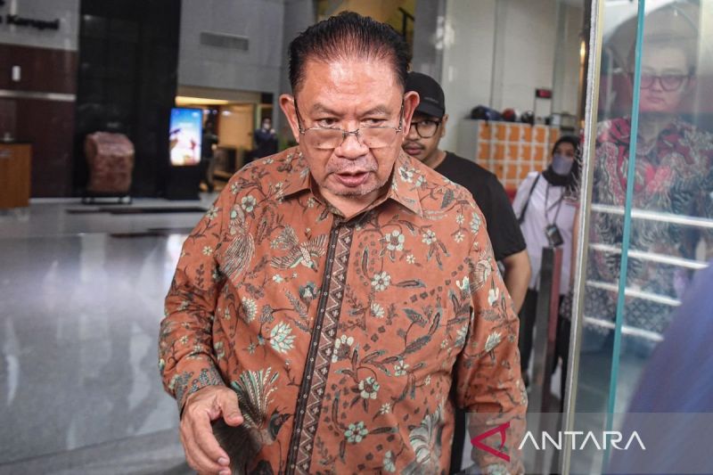 KPK periksa eks Dirut PT Taspen Iqbal Latanro dalam kasus dugaan korupsi bermodus investasi ...