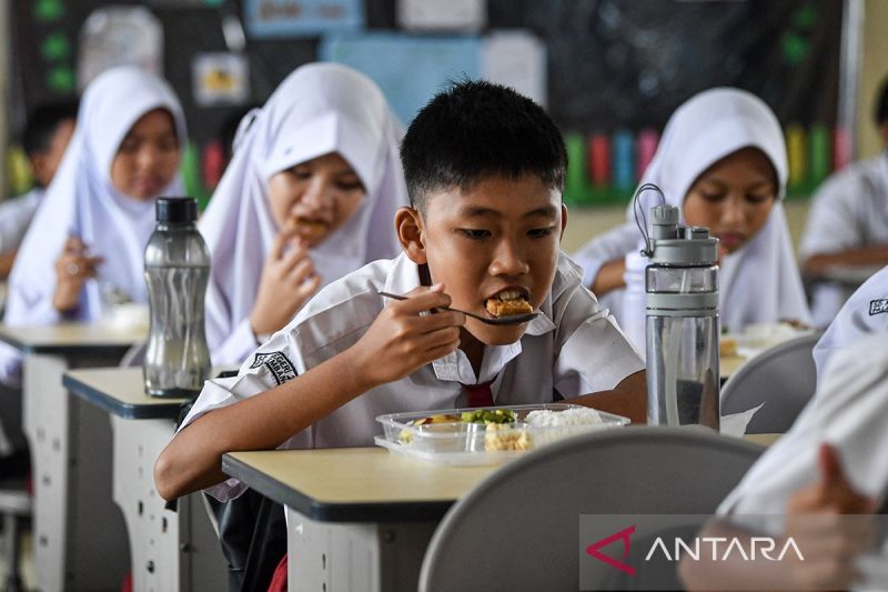 BGN undur pelaksanaan program MBG tahap ke tiga di Sumsel - ANTARA News