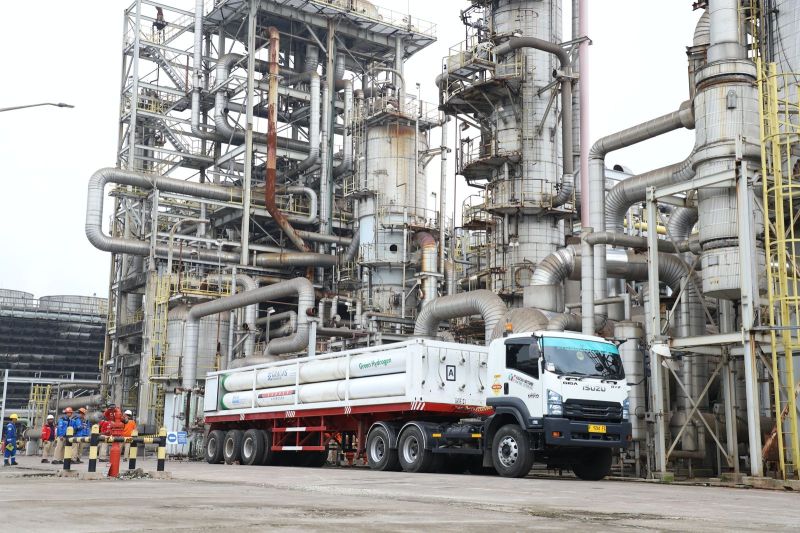 Indonesia to build 7 new fertiliser factories worth Rp50 trillion ...