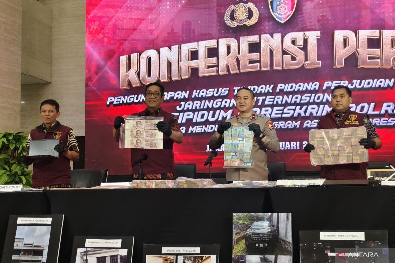 Polri tangkap 9 tersangka sindikat judi online 1XBET - ANTARA News