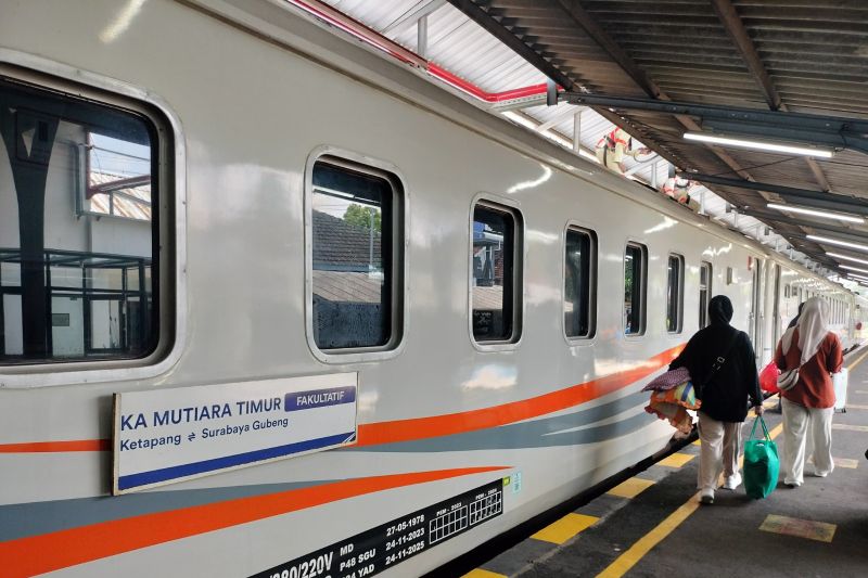 KAI sediakan tiket kereta api tambahan Lebaran 2025, cek cara belinya! - ANTARA News