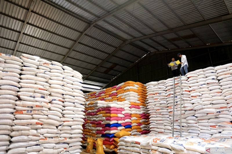 Bulog Gorontalo jamin stok beras cukup selama bulan Ramadhan - ANTARA News