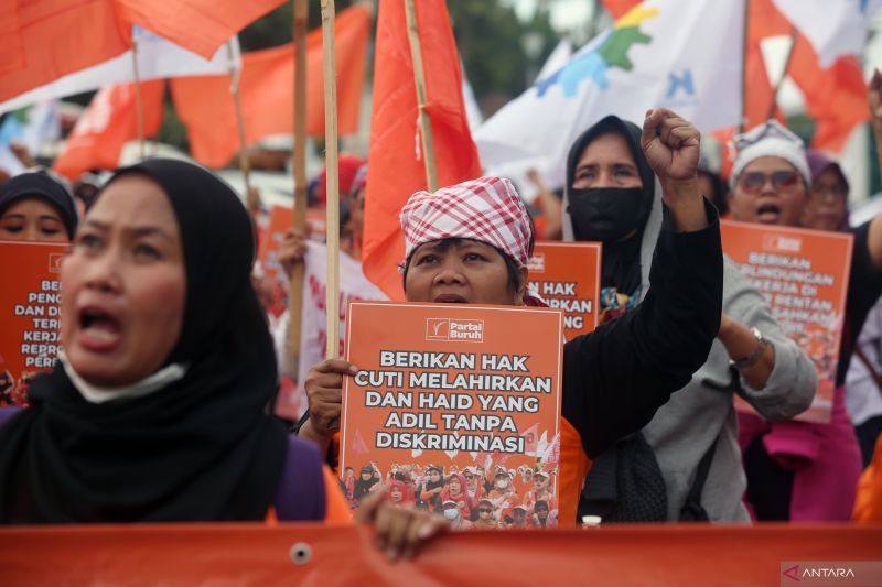 Link download poster dan twibbon Hari Buruh Internasional 2025 - ANTARA News