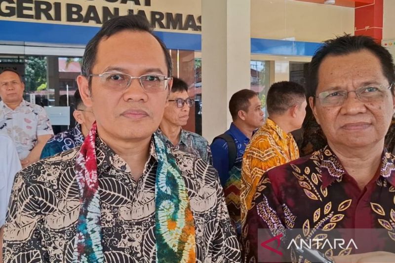 Kemendikti Saintek terima tiga Riset Berdikari dari Poliban Kalsel ...