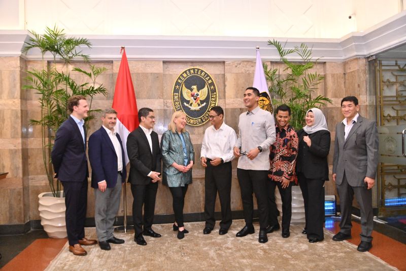 Dentons Global CEO dan Wamen ESDM bahas solusi perang tarif - ANTARA News