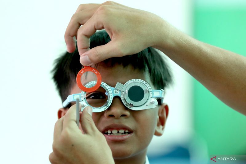 Kenali ciri-ciri dan penyebab mata silinder berikut ini - ANTARA News